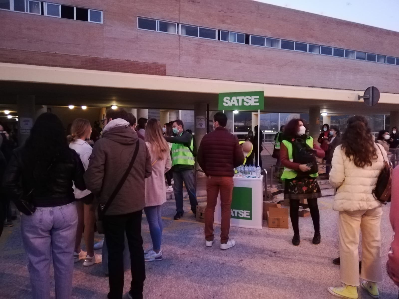 SATSE traslada al SAS la queja de cientos de profesionales sobre las ...